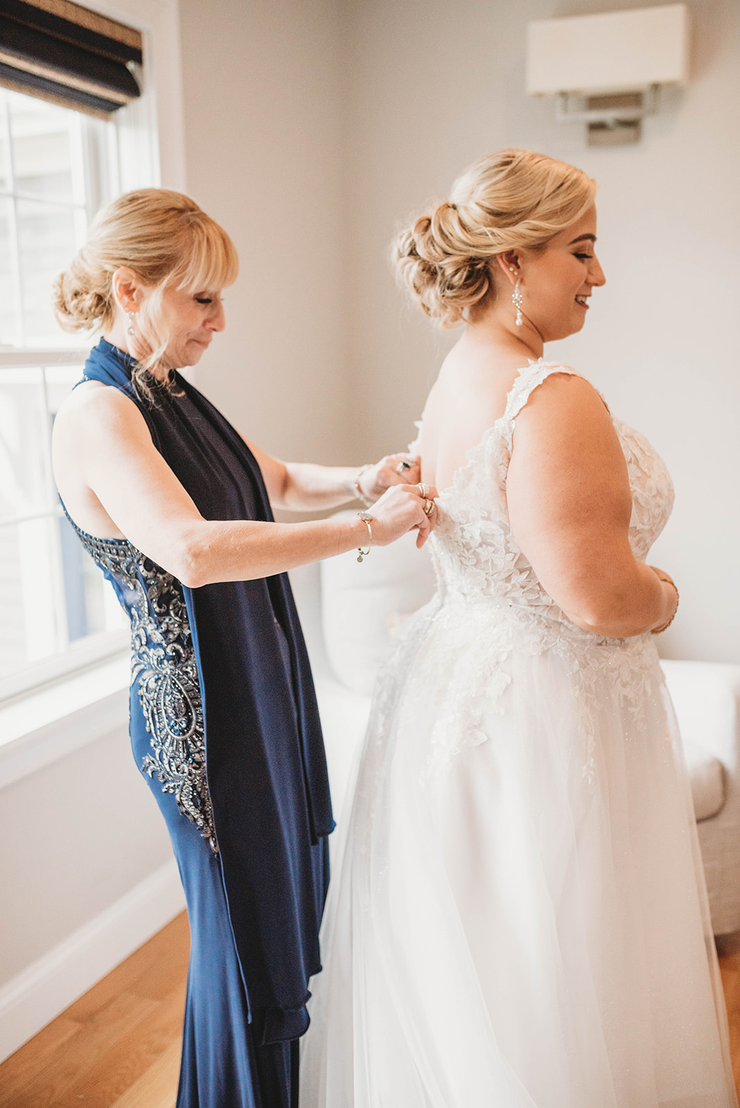 Regatta Place Summer Wedding | Newport, RI | Stephanie + Nicholas